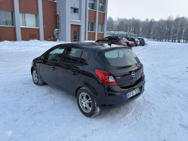 Black Opel Corsa 2014 in Alytus, with an engine capacity of 1.25 L and mileage of 326 thousand km for 2300 €, photo 3 on AUTOMOTO.COM.LV