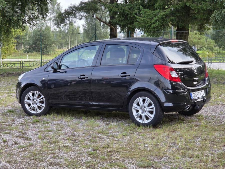 Melns Opel Corsa 2014 Kuldīga, ar dzinēja tilpumu 1.40 L un nobraukumu 282 tūkst. km par 3850 €, foto 6 vietnē AUTOMOTO.COM.LV