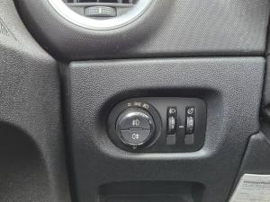 Melns Opel Corsa 2014 Kuldīga, ar dzinēja tilpumu 1.40 L un nobraukumu 282 tūkst. km par 3850 €, foto 13 vietnē AUTOMOTO.COM.LV