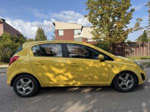 Black Opel Corsa 2014 in Vilnius, with an engine capacity of 1.20 L and mileage of 220 thousand km for 1650 €, photo 5 on AUTOMOTO.COM.LV