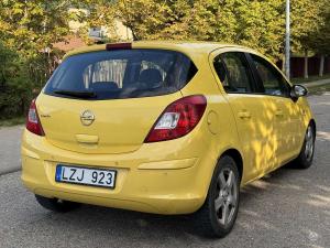Black Opel Corsa 2014 in Vilnius, with an engine capacity of 1.20 L and mileage of 220 thousand km for 1650 €, photo 6 on AUTOMOTO.COM.LV