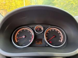 Black Opel Corsa 2014 in Vilnius, with an engine capacity of 1.20 L and mileage of 220 thousand km for 1650 €, photo 15 on AUTOMOTO.COM.LV