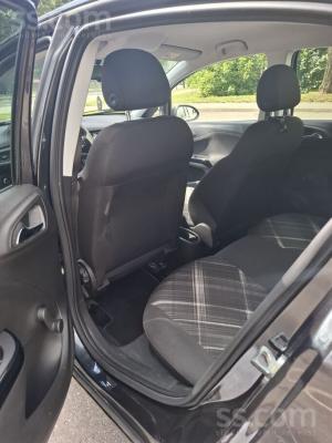 Black Opel Corsa 2016 in Daugavpils, with an engine capacity of 1.40 L and mileage of 51 thousand km for 7900 €, photo 11 on AUTOMOTO.COM.LV