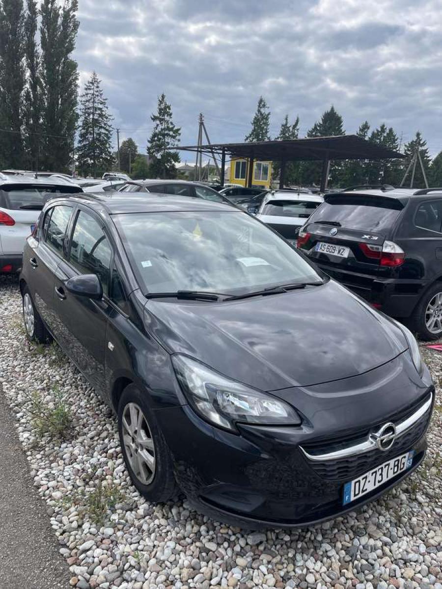 Black Opel Corsa 2016 in Taurage, with an engine capacity of 1.40 L and mileage of 160 thousand km for 2500 €, photo 1 on AUTOMOTO.COM.LV