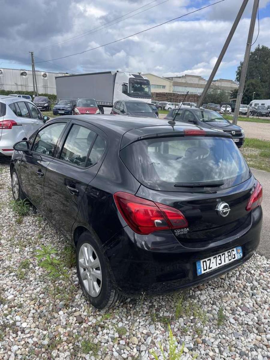 Black Opel Corsa 2016 in Taurage, with an engine capacity of 1.40 L and mileage of 160 thousand km for 2500 €, photo 4 on AUTOMOTO.COM.LV