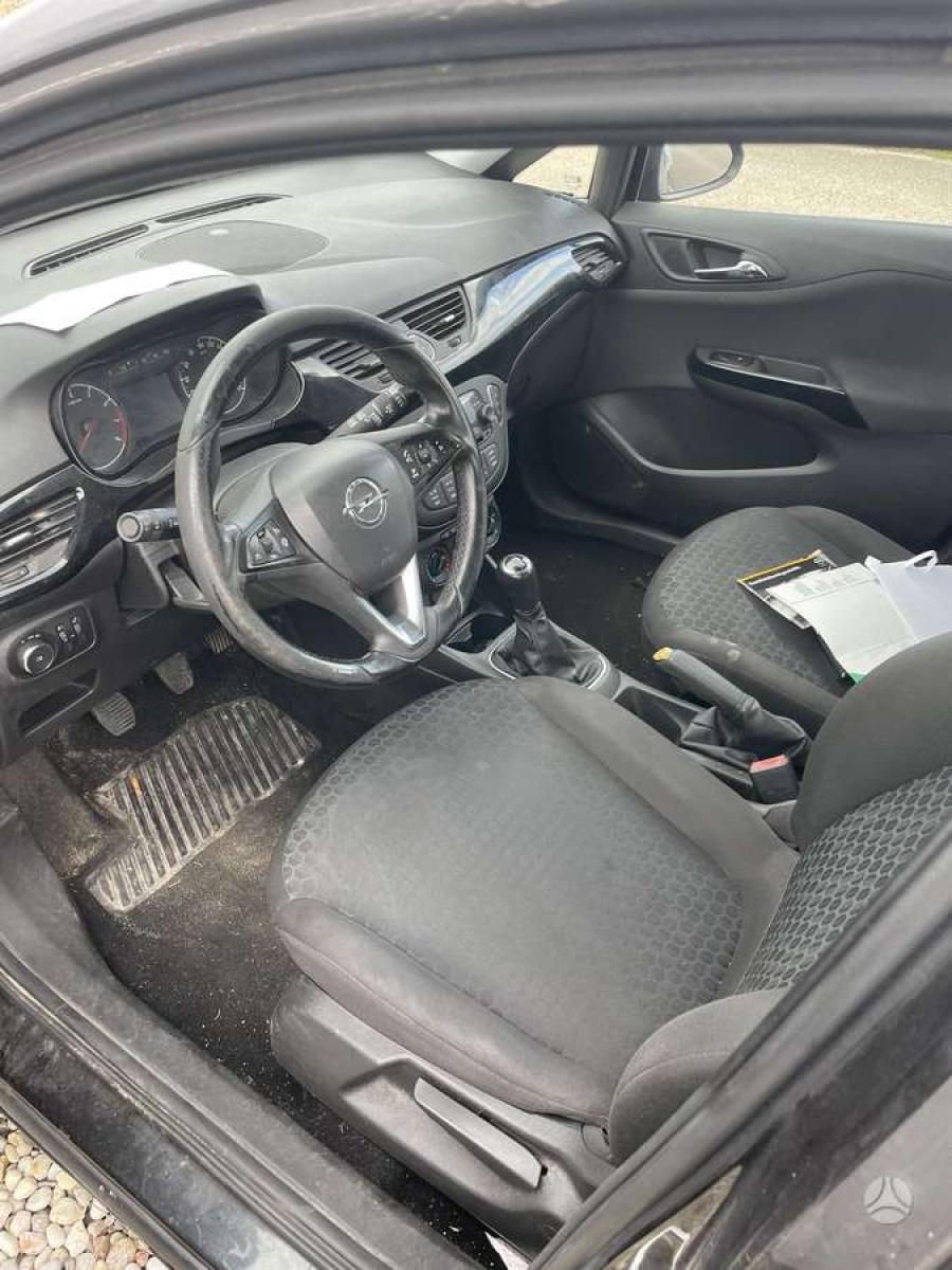 Black Opel Corsa 2016 in Taurage, with an engine capacity of 1.40 L and mileage of 160 thousand km for 2500 €, photo 6 on AUTOMOTO.COM.LV