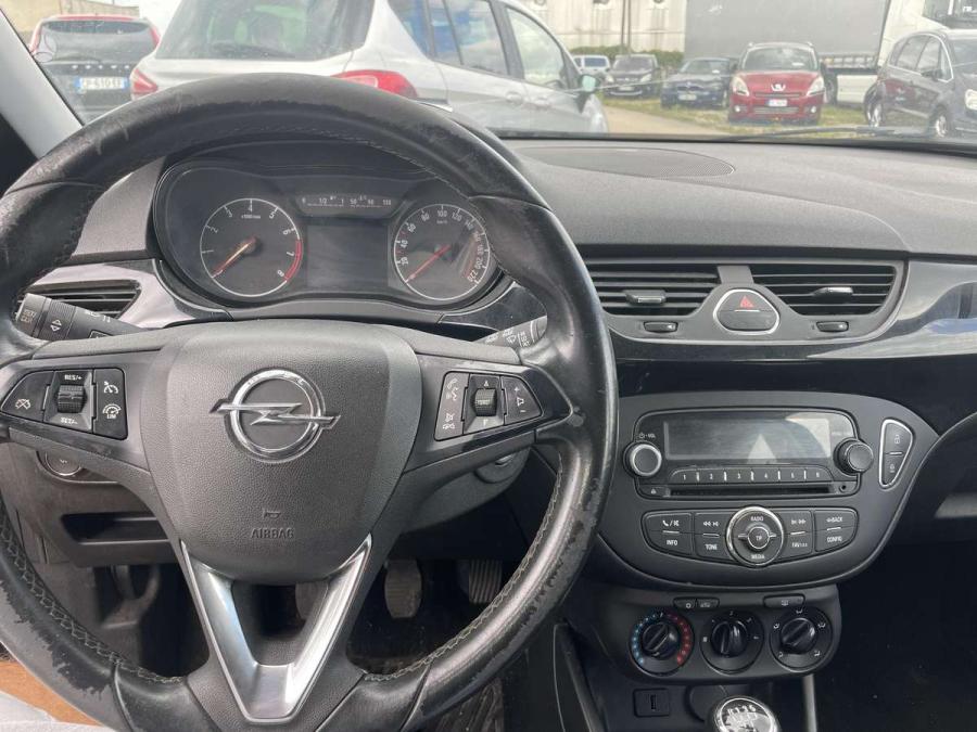 Black Opel Corsa 2016 in Taurage, with an engine capacity of 1.40 L and mileage of 160 thousand km for 2500 €, photo 7 on AUTOMOTO.COM.LV