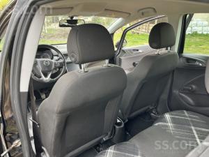 Black Opel Corsa 2017 in Liepaja, with an engine capacity of 1.40 L and mileage of 147 thousand km for 5500 €, photo 7 on AUTOMOTO.COM.LV