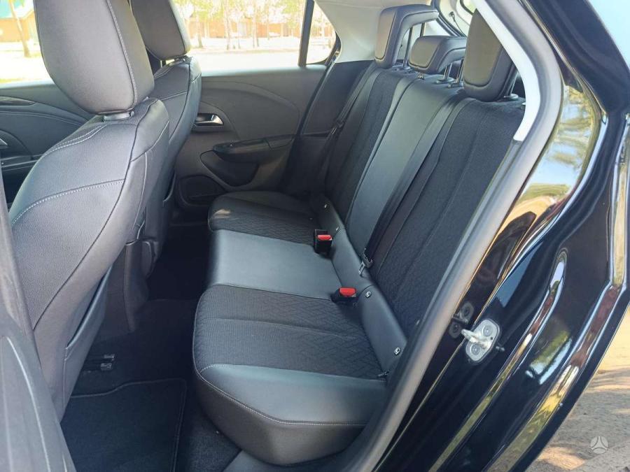 Black Opel Corsa 2019 in Taurage, with an engine capacity of 1.20 L and mileage of 147 thousand km for 6500 €, photo 28 on AUTOMOTO.COM.LV