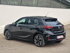 Black Opel Corsa 2020 in Riga, with an engine capacity of 1.30 L and mileage of 150 thousand km for 9555 €, photo 6 on AUTOMOTO.COM.LV