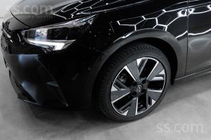 Black Opel Corsa 2021 in Riga, with an engine capacity of 0.00 L and mileage of 69 thousand km for 17190 €, photo 5 on AUTOMOTO.COM.LV