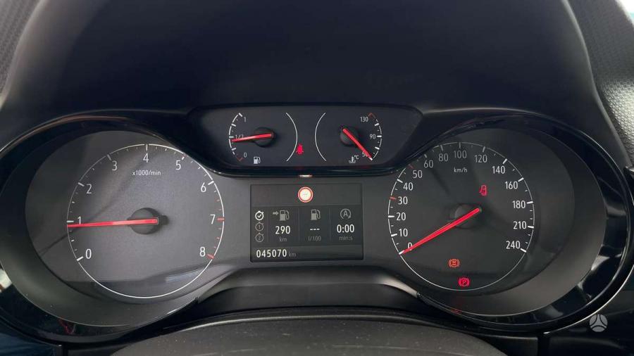 Melns Opel Corsa 2022 Marijampole, ar dzinēja tilpumu 1.20 L un nobraukumu 45 tūkst. km par 8490 €, foto 19 vietnē AUTOMOTO.COM.LV