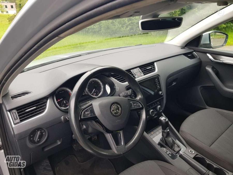 Black Opel Corsa 2022 in Vilnius, with an engine capacity of 1.20 L and mileage of 53 thousand km for 9999 €, photo 24 on AUTOMOTO.COM.LV