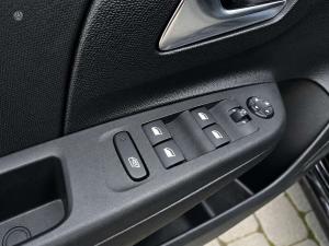 Melns Opel Corsa 2024 Raseiniai, ar dzinēja tilpumu 1.20 L un nobraukumu 82 tūkst. km par 9900 €, foto 10 vietnē AUTOMOTO.COM.LV