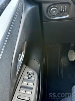 Melns Opel Corsa 2025 Rīga, ar dzinēja tilpumu 1.20 L un nobraukumu 0 tūkst. km par 15900 €, foto 22 vietnē AUTOMOTO.COM.LV