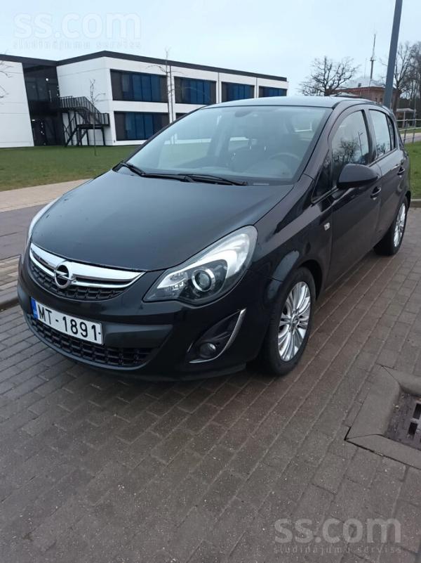 Melns Opel Corsa 2011 Rīga, ar dzinēja tilpumu 1.70 L un nobraukumu 304 tūkst. km par 3190 €, foto 3 vietnē AUTOMOTO.COM.LV