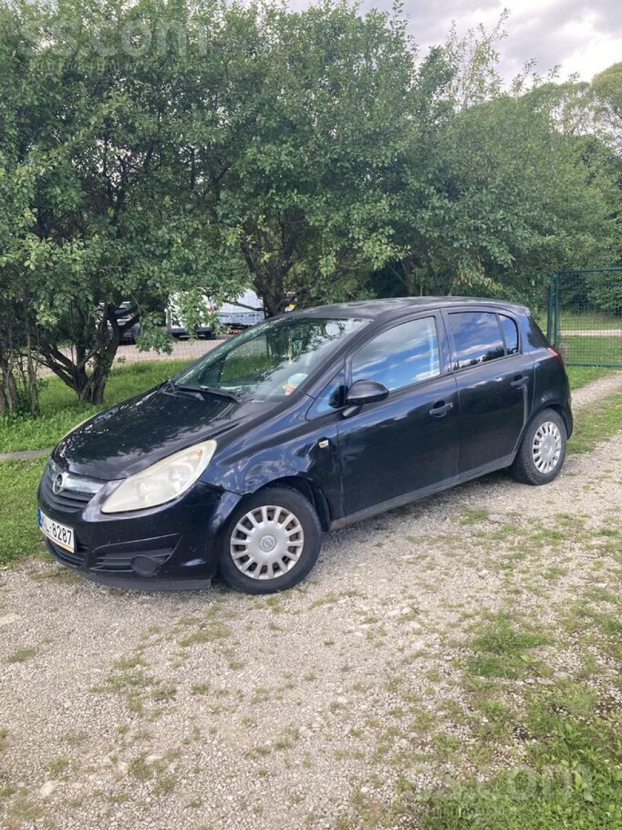 Melns Opel Corsa 2008 Rīga, ar dzinēja tilpumu 1.20 L un nobraukumu 305 tūkst. km par 1000 €, foto 1 vietnē AUTOMOTO.COM.LV