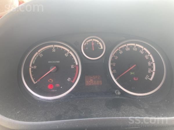 Melns Opel Corsa 2008 Rīga, ar dzinēja tilpumu 1.30 L un nobraukumu 305 tūkst. km par 800 €, foto 8 vietnē AUTOMOTO.COM.LV