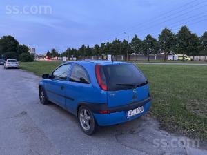 Синий Опель Корса 2002 в Рига, объемом двигателя 1.70 л и пробегом 350 тыс. км за 400 €, фото 4 на AUTOMOTO.COM.LV