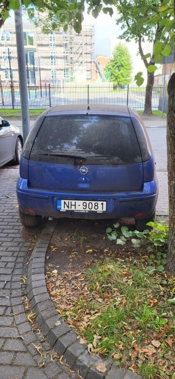 Zils Opel Corsa 2005 Liepāja, ar dzinēja tilpumu 1.20 L un nobraukumu 188 tūkst. km par 400 €, foto 2 vietnē AUTOMOTO.COM.LV
