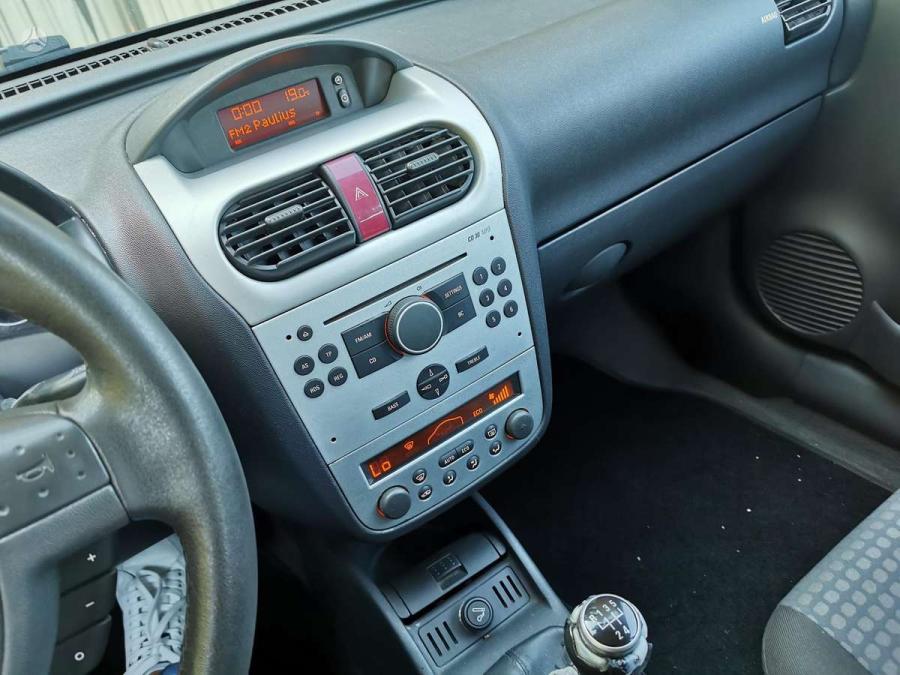 Blue Opel Corsa 2005 in Vilnius, with an engine capacity of 1.00 L and mileage of 190 thousand km for 650 €, photo 14 on AUTOMOTO.COM.LV