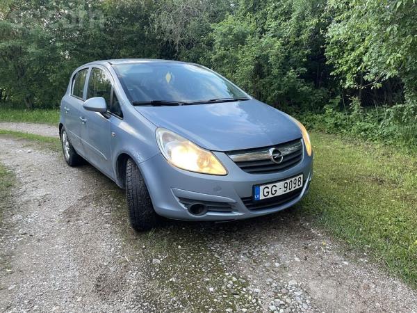 Zils Opel Corsa 2006 Tukums, ar dzinēja tilpumu 1.30 L un nobraukumu 40 tūkst. km par 650 €, foto 1 vietnē AUTOMOTO.COM.LV