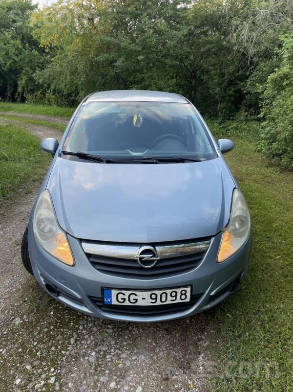Zils Opel Corsa 2006 Tukums, ar dzinēja tilpumu 1.30 L un nobraukumu 40 tūkst. km par 650 €, foto 2 vietnē AUTOMOTO.COM.LV