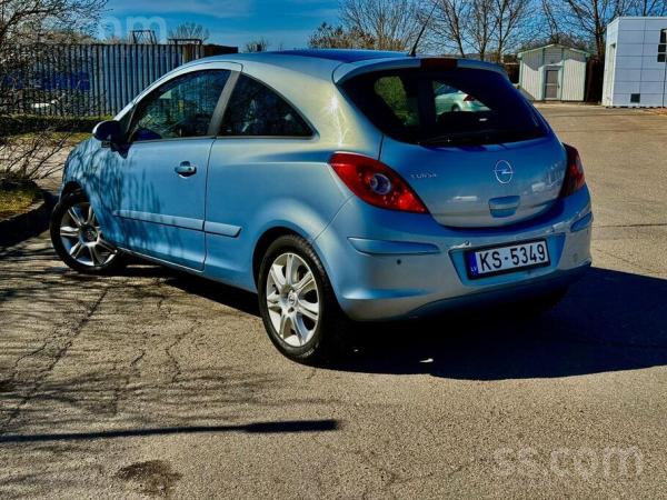 Blue Opel Corsa 2007 in Riga, with an engine capacity of 1.30 L and mileage of 0 thousand km for 900 €, photo 5 on AUTOMOTO.COM.LV