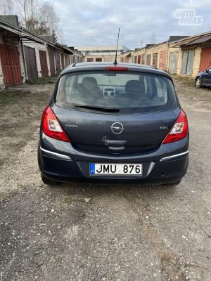 Blue Opel Corsa 2007 in Vilnius, with an engine capacity of 1.30 L and mileage of 294 thousand km for 1200 €, photo 3 on AUTOMOTO.COM.LV