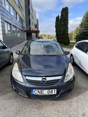 Blue Opel Corsa 2007 in Kaunas, with an engine capacity of 1.23 L and mileage of 129 thousand km for 1350 €, photo 2 on AUTOMOTO.COM.LV