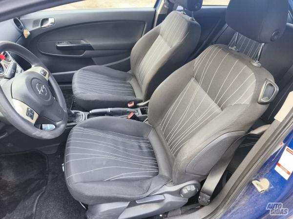 Zils Opel Corsa 2007 Kauņa, ar dzinēja tilpumu 1.20 L un nobraukumu 185 tūkst. km par 599 €, foto 6 vietnē AUTOMOTO.COM.LV