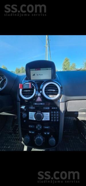 Zils Opel Corsa 2007 Ogre, ar dzinēja tilpumu 1.70 L un nobraukumu 263 tūkst. km par 2350 €, foto 5 vietnē AUTOMOTO.COM.LV