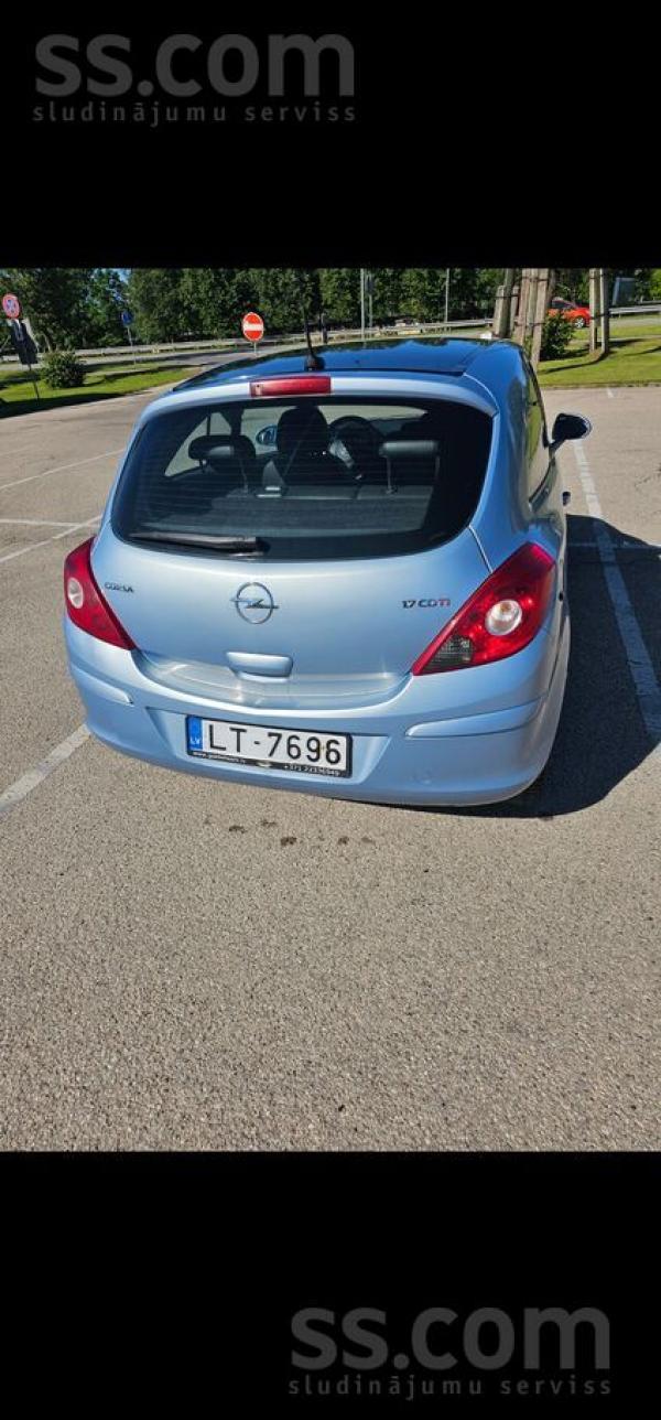 Zils Opel Corsa 2007 Ogre, ar dzinēja tilpumu 1.70 L un nobraukumu 263 tūkst. km par 2350 €, foto 9 vietnē AUTOMOTO.COM.LV