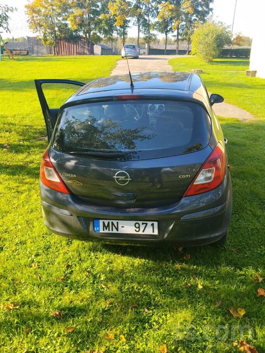 Zils Opel Corsa 2007 Madona, ar dzinēja tilpumu 1.30 L un nobraukumu 367 tūkst. km par 1400 €, foto 3 vietnē AUTOMOTO.COM.LV
