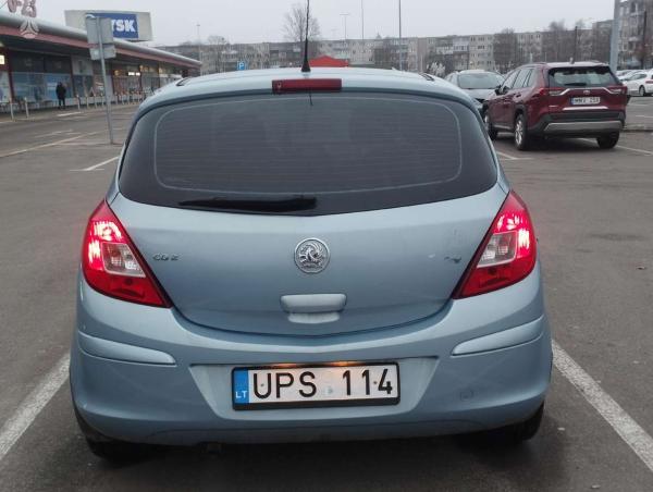 Zils Opel Corsa 2008 Viļņa, ar dzinēja tilpumu 1.36 L un nobraukumu 243 tūkst. km par 990 €, foto 6 vietnē AUTOMOTO.COM.LV