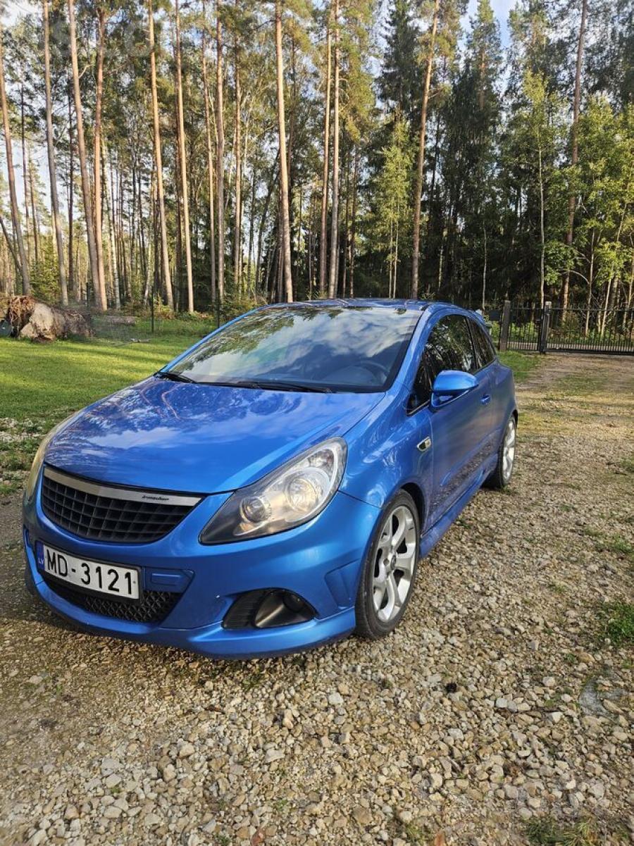 Blue Opel Corsa 2008 in Riga, with an engine capacity of 1.60 L and mileage of 206 thousand km for 2970 €, photo 1 on AUTOMOTO.COM.LV