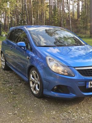 Blue Opel Corsa 2008 in Riga, with an engine capacity of 1.60 L and mileage of 206 thousand km for 2970 €, photo 4 on AUTOMOTO.COM.LV