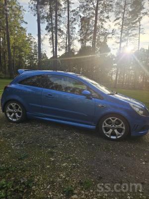 Blue Opel Corsa 2008 in Riga, with an engine capacity of 1.60 L and mileage of 206 thousand km for 1700 €, photo 5 on AUTOMOTO.COM.LV
