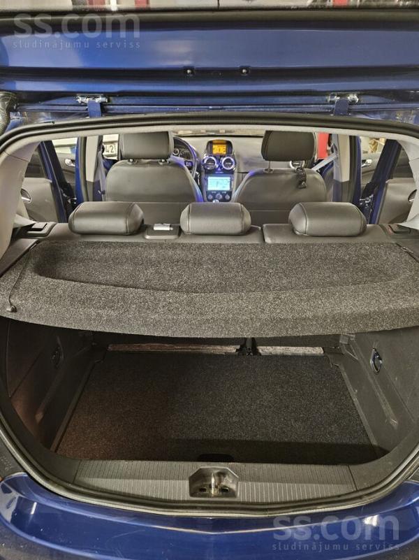Zils Opel Corsa 2009 Rīga, ar dzinēja tilpumu 1.70 L un nobraukumu 265 tūkst. km par 1650 €, foto 11 vietnē AUTOMOTO.COM.LV