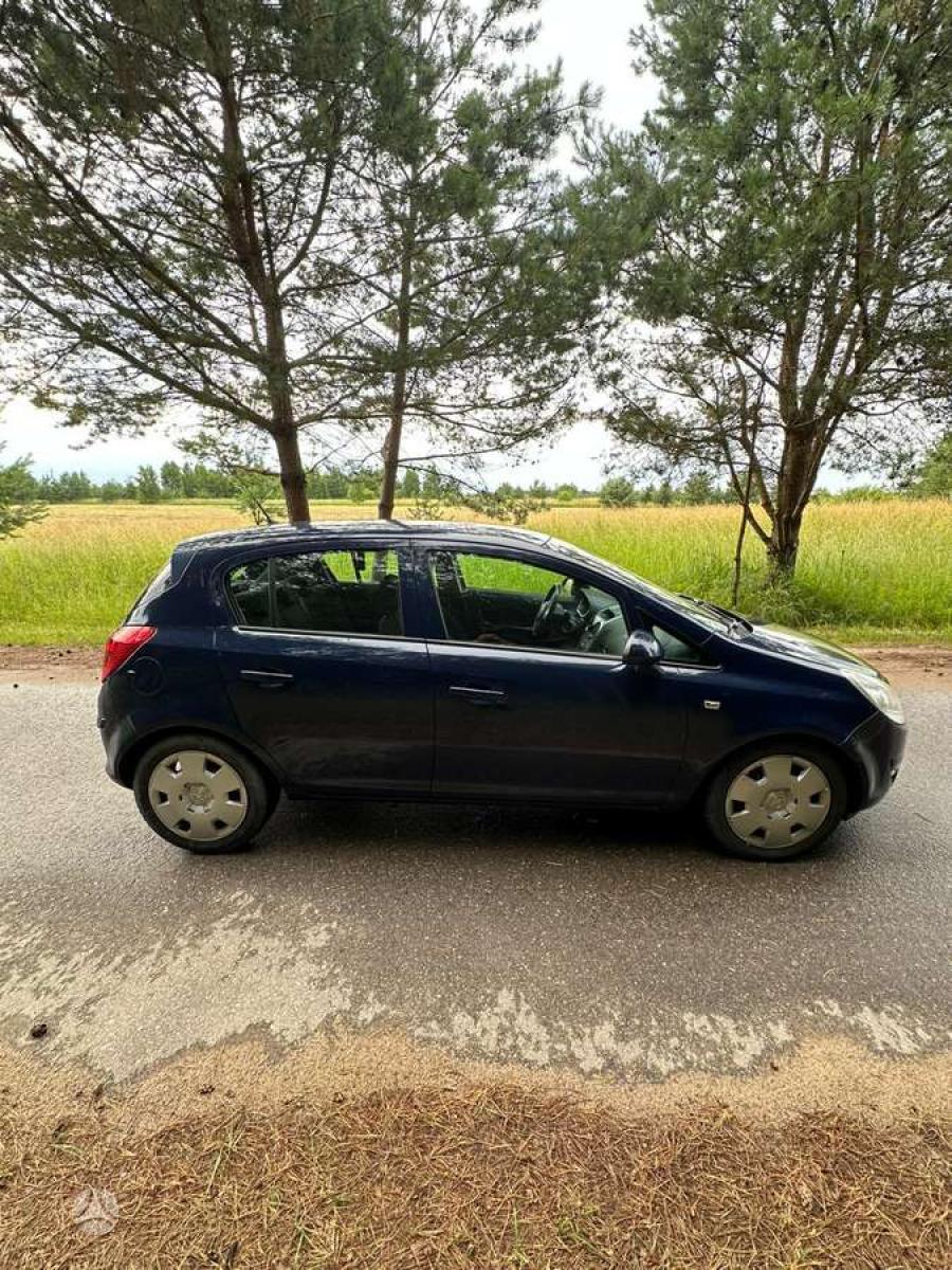 Zils Opel Corsa 2009 Viļņa, ar dzinēja tilpumu 1.69 L un nobraukumu 269 tūkst. km par 1200 €, foto 6 vietnē AUTOMOTO.COM.LV