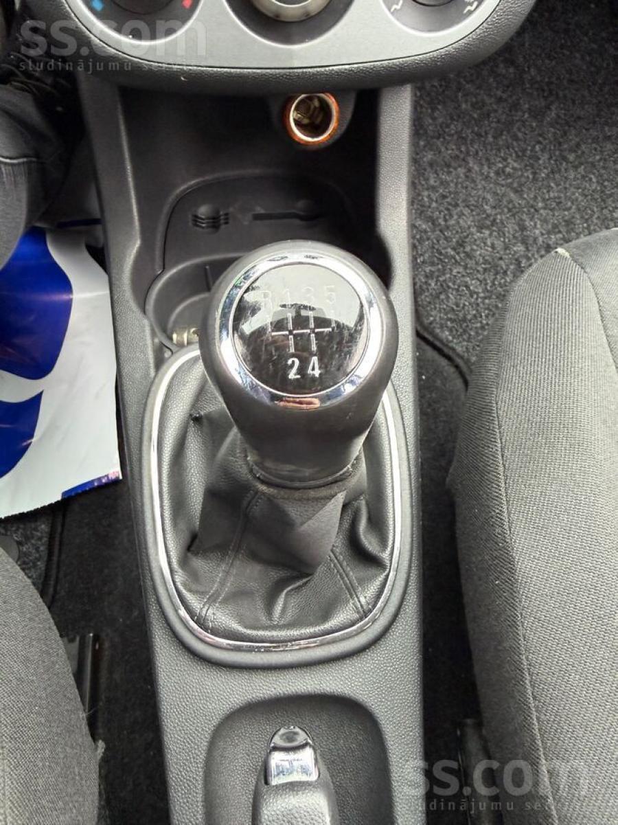Zils Opel Corsa 2009 Jēkabpils, ar dzinēja tilpumu 1.40 L un nobraukumu 267 tūkst. km par 1990 €, foto 14 vietnē AUTOMOTO.COM.LV