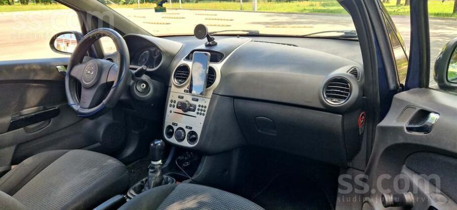 Zils Opel Corsa 2009 Jelgava, ar dzinēja tilpumu 1.30 L un nobraukumu 209 tūkst. km par 995 €, foto 8 vietnē AUTOMOTO.COM.LV