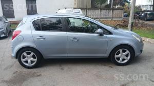 Zils Opel Corsa 2009 Rīga, ar dzinēja tilpumu 1.40 L un nobraukumu 73 tūkst. km par 2950 €, foto 7 vietnē AUTOMOTO.COM.LV