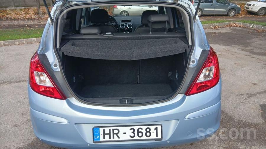 Zils Opel Corsa 2009 Rīga, ar dzinēja tilpumu 1.40 L un nobraukumu 73 tūkst. km par 2950 €, foto 14 vietnē AUTOMOTO.COM.LV