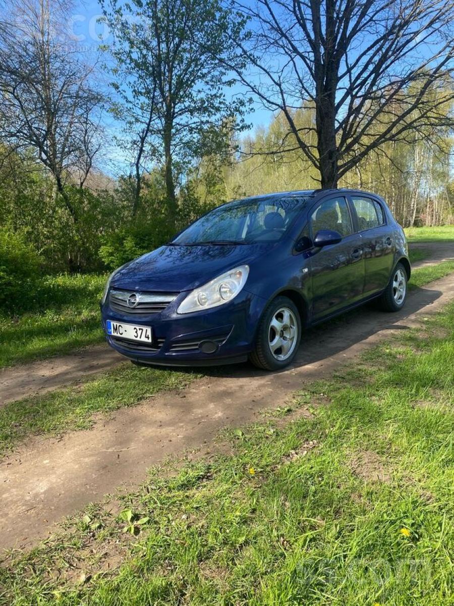 Zils Opel Corsa 2010 Liepāja, ar dzinēja tilpumu 1.30 L un nobraukumu 297 tūkst. km par 28500 €, foto 1 vietnē AUTOMOTO.COM.LV