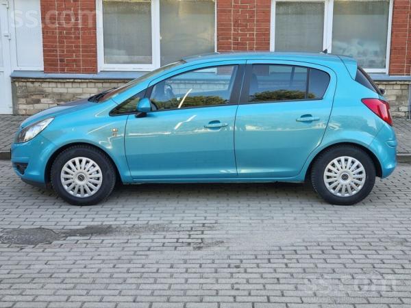 Blue Opel Corsa 2010 in Ogre, with an engine capacity of 1.40 L and mileage of 93 thousand km for 3550 €, photo 5 on AUTOMOTO.COM.LV