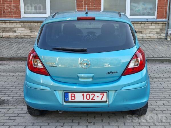 Blue Opel Corsa 2010 in Ogre, with an engine capacity of 1.40 L and mileage of 93 thousand km for 3550 €, photo 7 on AUTOMOTO.COM.LV