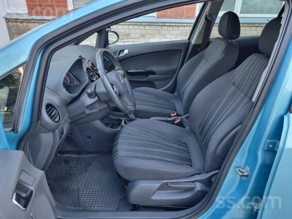Blue Opel Corsa 2010 in Ogre, with an engine capacity of 1.40 L and mileage of 93 thousand km for 3550 €, photo 10 on AUTOMOTO.COM.LV