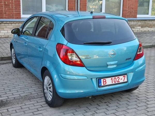 Blue Opel Corsa 2010 in Ogre, with an engine capacity of 1.40 L and mileage of 93 thousand km for 3550 €, photo 6 on AUTOMOTO.COM.LV