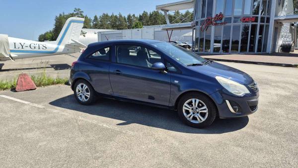 Blue Opel Corsa 2011 in Vilnius, with an engine capacity of 1.25 L and mileage of 270 thousand km for 1500 €, photo 6 on AUTOMOTO.COM.LV